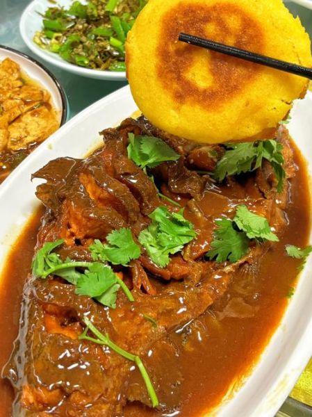 清炖虹鳟鱼怎么做好吃_清炖虹鳟鱼的家常做法窍门-第1张图片-山城妙识