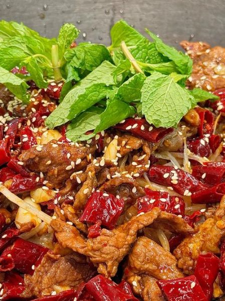 川味干锅牛肉怎么做_干锅牛肉最正宗的做法-第1张图片-山城妙识 川味干锅牛肉怎么做_干锅牛肉最正宗的做法-第1张图片-山城妙识