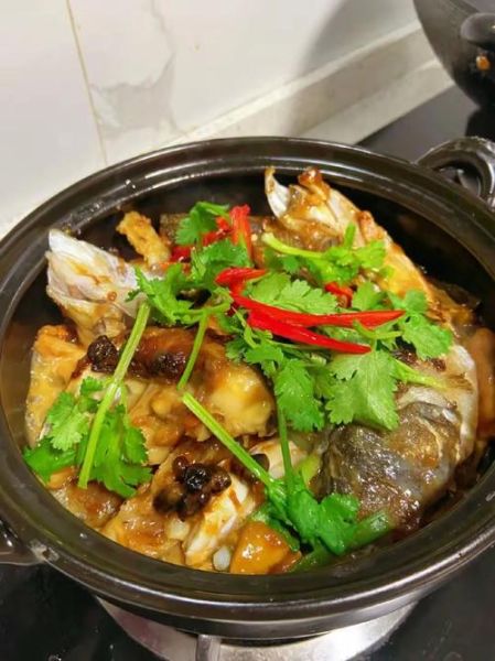清炖鲈鱼汤怎么做好吃_清炖鲈鱼汤做法窍门-第1张图片-山城妙识