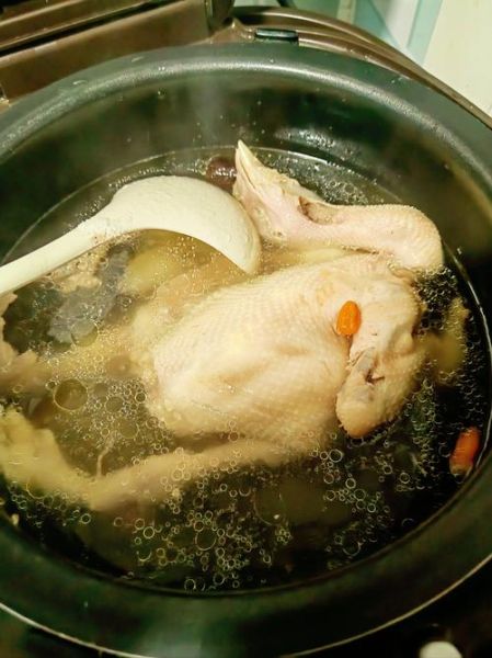 熬鸡汤怎么熬_鸡汤怎么熬才白-第2张图片-山城妙识 熬鸡汤怎么熬_鸡汤怎么熬才白-第2张图片-山城妙识