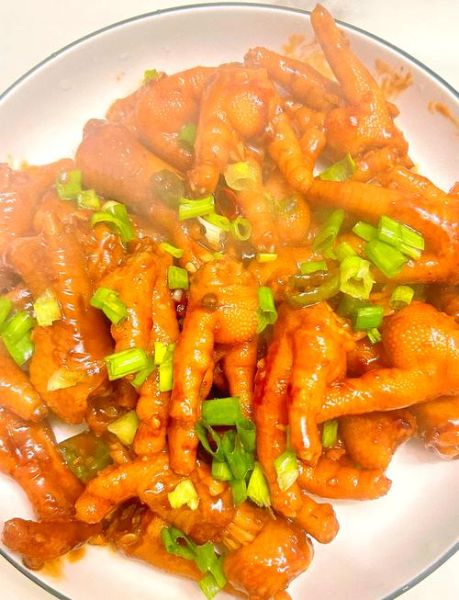 红烧鸡爪怎么做好吃_正宗红烧鸡爪的做法-第1张图片-山城妙识