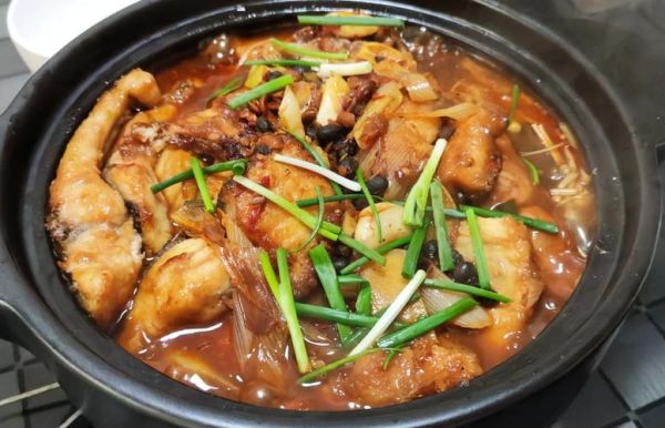 正宗砂锅鱼怎么做_砂锅鱼配方比例是多少-第1张图片-山城妙识