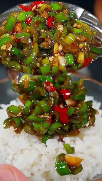 腌辣椒的方法有哪些_如何腌辣椒又脆又香-第1张图片-山城妙识