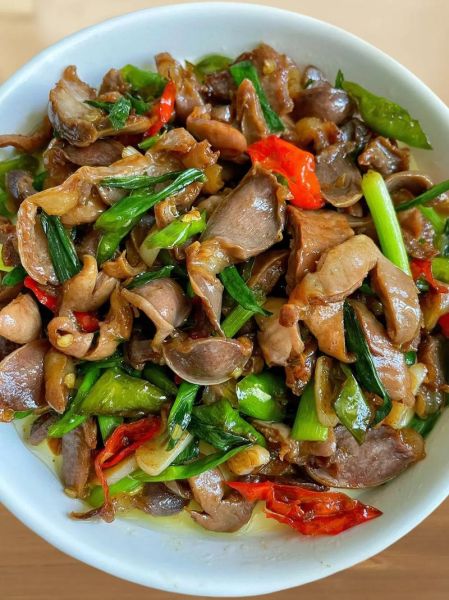 干煸鸡胗怎么做_鸡胗焯水几分钟-第2张图片-山城妙识