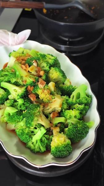 白色西兰花能吃吗_白色西兰花怎么做好吃-第1张图片-山城妙识