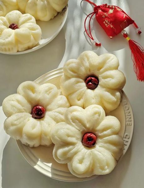 红枣馒头怎么做_红枣馒头最简单的做法-第1张图片-山城妙识