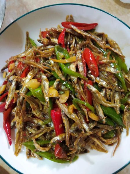 小鱼干怎么烧好吃_家常做法-第1张图片-山城妙识 小鱼干怎么烧好吃_家常做法-第1张图片-山城妙识