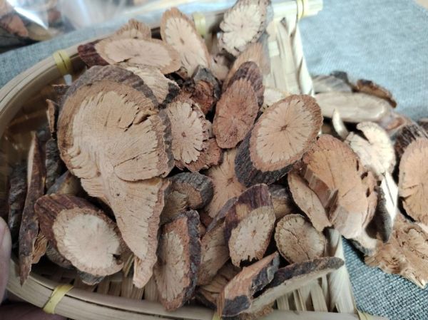 首乌藤有毒吗_首乌藤副作用与禁忌-第2张图片-山城妙识