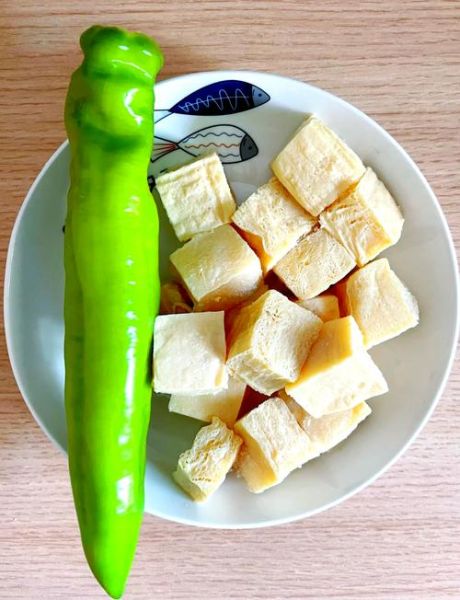 冻豆腐的热量是多少_减肥能吃冻豆腐吗-第1张图片-山城妙识