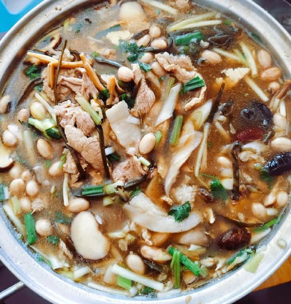 河南酒席肉片汤怎么做_肉片汤用什么肉最香-第1张图片-山城妙识 河南酒席肉片汤怎么做_肉片汤用什么肉最香-第1张图片-山城妙识