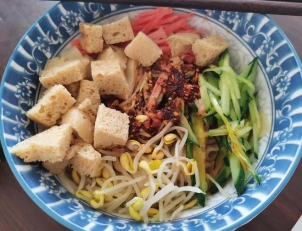 懒人凉皮怎么做_凉皮最简单的做法-第3张图片-山城妙识 懒人凉皮怎么做_凉皮最简单的做法-第3张图片-山城妙识