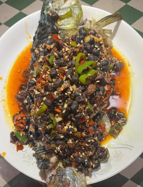 干烧鲫鱼怎么做_干烧鲫鱼家常做法-第1张图片-山城妙识