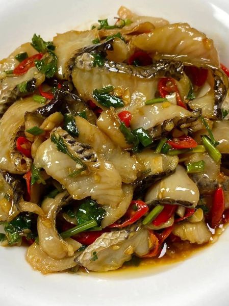 王刚爆炒鱼片怎么做_鱼片怎么炒才嫩-第1张图片-山城妙识