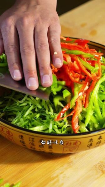 莜面凉汤怎么做_莜面凉汤的家常做法-第1张图片-山城妙识 莜面凉汤怎么做_莜面凉汤的家常做法-第1张图片-山城妙识