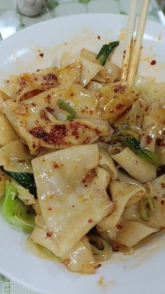 裤带面是不是biangbiang面_陕西面条区别-第3张图片-山城妙识 裤带面是不是biangbiang面_陕西面条区别-第3张图片-山城妙识