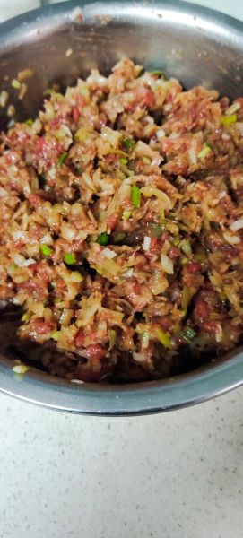 猪肉大葱饺子馅怎么调_猪肉大葱饺子馅好吃秘诀-第3张图片-山城妙识 猪肉大葱饺子馅怎么调_猪肉大葱饺子馅好吃秘诀-第3张图片-山城妙识