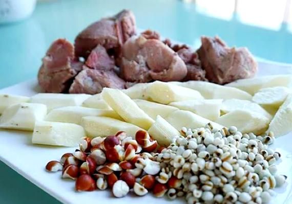 山药薏米芡实粥怎么做_山药薏米芡实粥的功效与禁忌-第3张图片-山城妙识 山药薏米芡实粥怎么做_山药薏米芡实粥的功效与禁忌-第3张图片-山城妙识