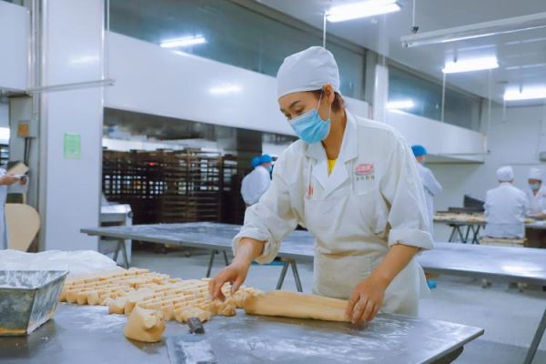 月饼加工厂怎么选_月饼加工厂价格多少钱-第2张图片-山城妙识