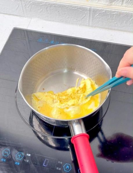 煎蛋怎么做才蓬松_煎蛋不粘锅的秘诀-第1张图片-山城妙识 煎蛋怎么做才蓬松_煎蛋不粘锅的秘诀-第1张图片-山城妙识