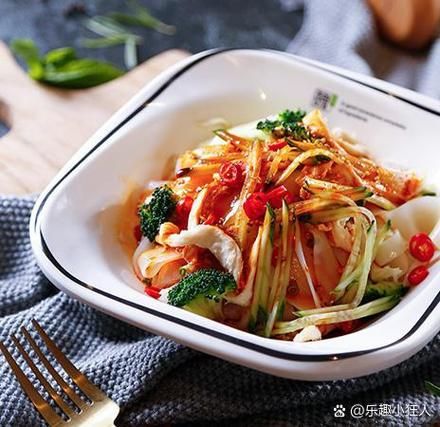 大米面皮怎么做_大米面皮配方比例-第3张图片-山城妙识 大米面皮怎么做_大米面皮配方比例-第3张图片-山城妙识