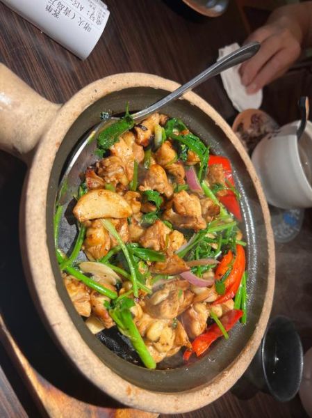 沙姜鸡的做法砂锅_沙姜鸡怎么做好吃-第1张图片-山城妙识