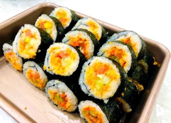 家庭寿司怎么做_寿司米怎么煮才Q弹-第3张图片-山城妙识 家庭寿司怎么做_寿司米怎么煮才Q弹-第3张图片-山城妙识