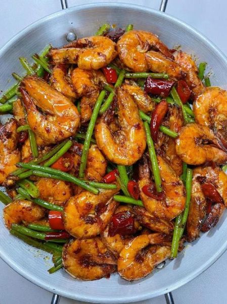 香辣虾怎么炒_香辣虾做法步骤-第2张图片-山城妙识