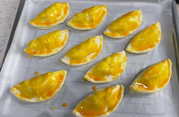 菠萝派蛋挞皮怎么做_菠萝派蛋挞皮和蛋挞皮区别-第1张图片-山城妙识 菠萝派蛋挞皮怎么做_菠萝派蛋挞皮和蛋挞皮区别-第1张图片-山城妙识