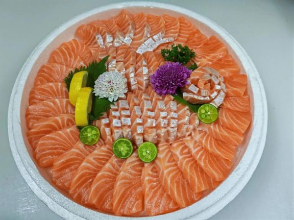 生三文鱼怎么做好吃_三文鱼刺身做法-第3张图片-山城妙识