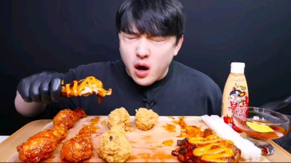 韩国吃货小哥是谁_韩国美食博主推荐-第2张图片-山城妙识