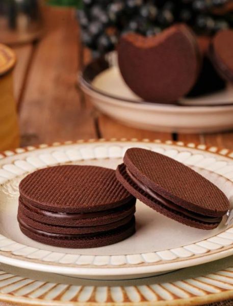 巧克力夹心饼干怎么做_巧克力夹心饼干热量高吗-第1张图片-山城妙识