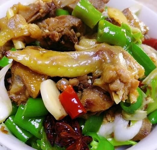 红烧辣子鸡怎么做_家常红烧辣子鸡的做法大全-第1张图片-山城妙识