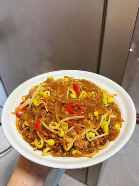 绿豆芽菜炒粉丝怎么做_绿豆芽菜炒粉丝的家常做法-第2张图片-山城妙识 绿豆芽菜炒粉丝怎么做_绿豆芽菜炒粉丝的家常做法-第2张图片-山城妙识