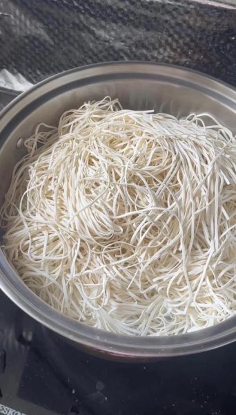 干挂面蒸面条怎么做_干挂面蒸多久才熟-第2张图片-山城妙识