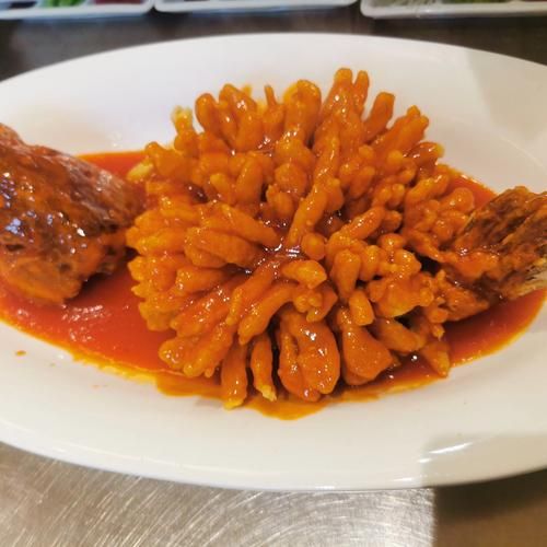 松鼠桂鱼的寓意和象征_松鼠桂鱼代表什么-第1张图片-山城妙识