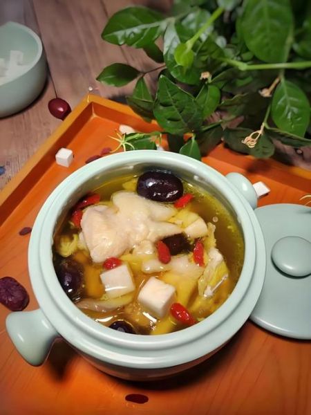 滋补炖盅炖汤食谱大全_什么汤最养人-第3张图片-山城妙识