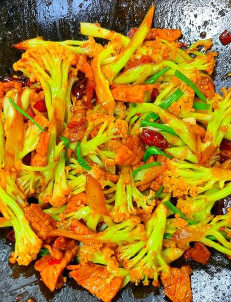 干锅菜花家常做法_干锅菜花怎么做才脆嫩-第3张图片-山城妙识