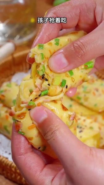 摊鸡蛋饼怎么和面_摊鸡蛋饼用面粉还是淀粉-第1张图片-山城妙识