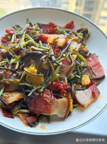 蕨菜炒腊肉怎么做好吃_蕨菜炒腊肉的做法窍门-第3张图片-山城妙识 蕨菜炒腊肉怎么做好吃_蕨菜炒腊肉的做法窍门-第3张图片-山城妙识