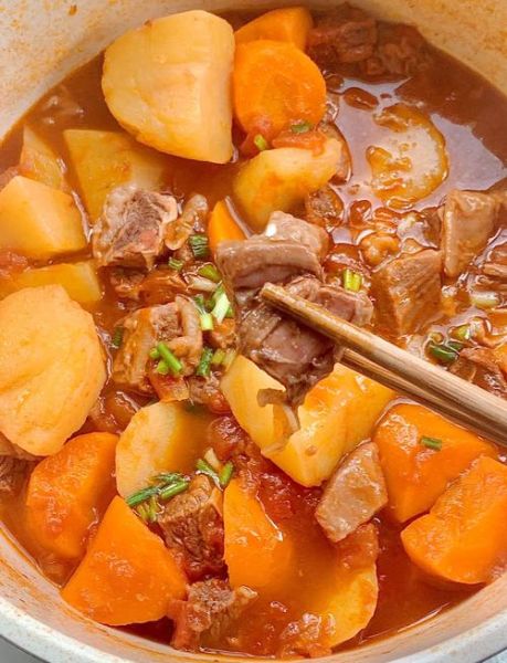 西红柿牛腩怎么做才软烂_西红柿牛腩的窍门-第1张图片-山城妙识 西红柿牛腩怎么做才软烂_西红柿牛腩的窍门-第1张图片-山城妙识