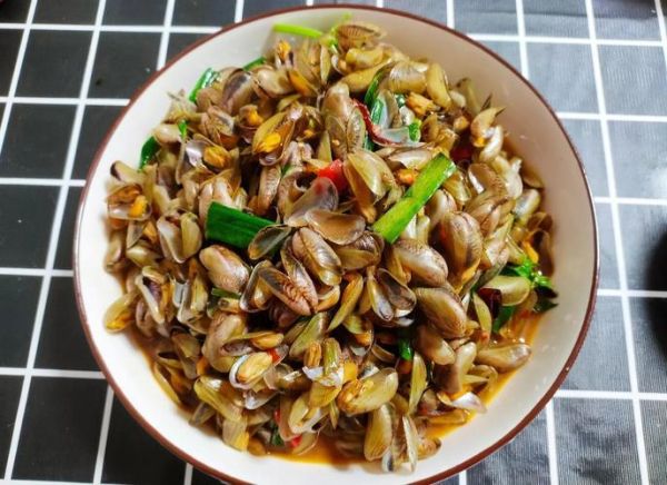 炒海瓜子要不要放盐_海瓜子怎么炒才鲜-第1张图片-山城妙识