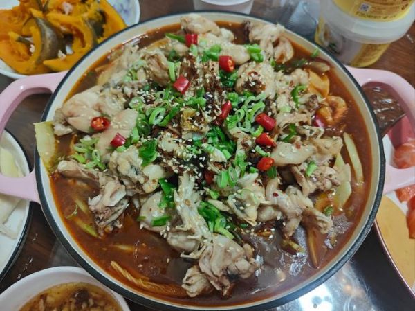 刘一手美食家常菜怎么做_刘一手美食家常菜有哪些招牌菜-第1张图片-山城妙识