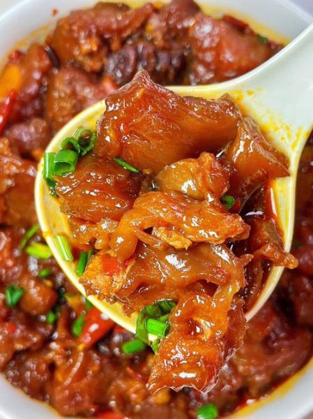 家常爆炒牛筋怎么做_牛筋炒多久才软烂-第2张图片-山城妙识 家常爆炒牛筋怎么做_牛筋炒多久才软烂-第2张图片-山城妙识