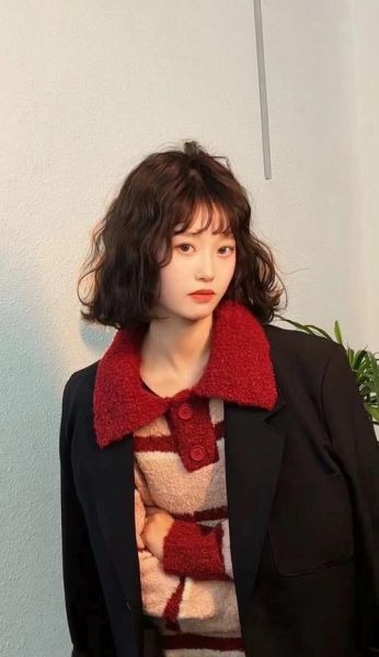 蛋糕卷发型短发怎么烫_适合什么脸型-第3张图片-山城妙识