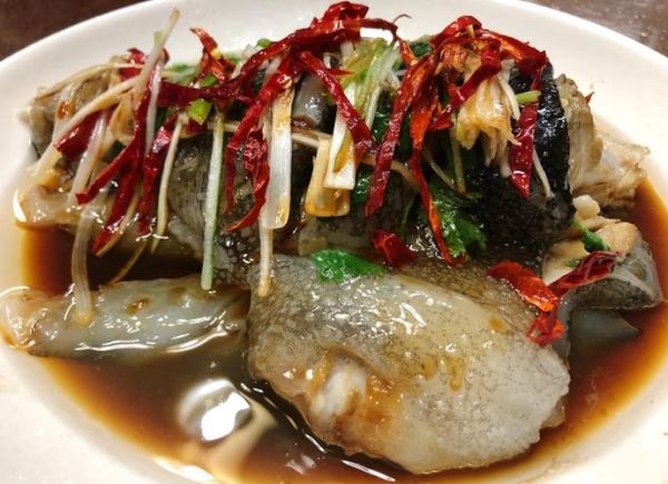 海参斑鱼清蒸多久_海参斑鱼清蒸做法步骤-第1张图片-山城妙识 海参斑鱼清蒸多久_海参斑鱼清蒸做法步骤-第1张图片-山城妙识