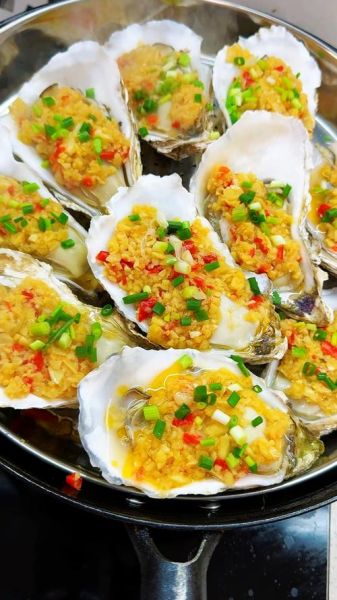 蒜蓉生蚝怎么做_蒜蓉生蚝蒸多久才嫩-第3张图片-山城妙识 蒜蓉生蚝怎么做_蒜蓉生蚝蒸多久才嫩-第3张图片-山城妙识