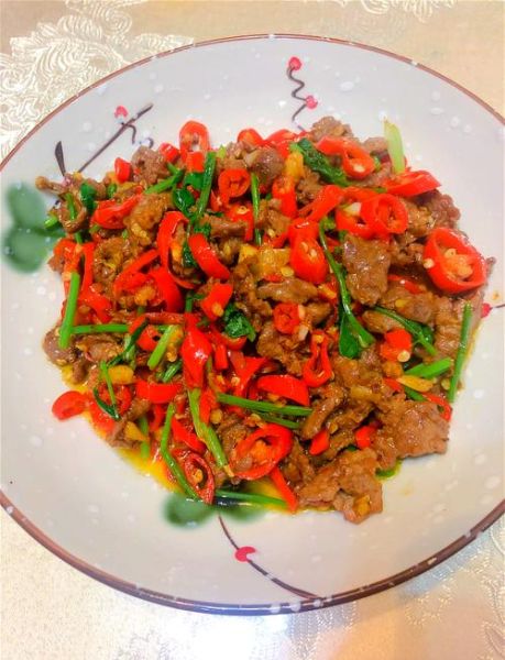 湘菜家常小炒有哪些_怎么做才够香辣下饭-第1张图片-山城妙识