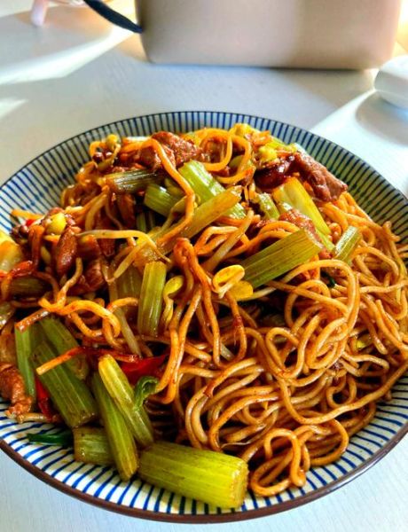 蒸面条怎么做才好吃_蒸面条的正宗做法-第1张图片-山城妙识