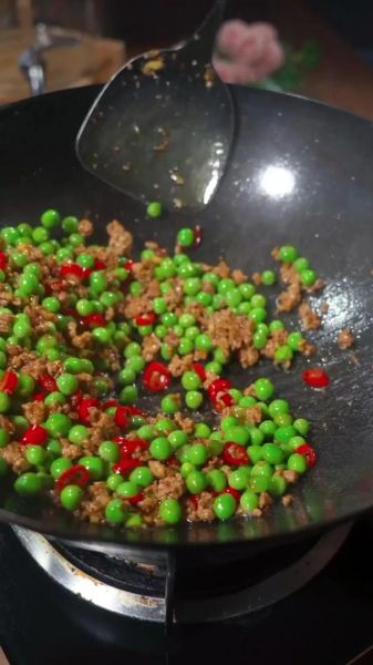 青豆夹怎么做好吃_青豆夹的家常做法大全-第2张图片-山城妙识