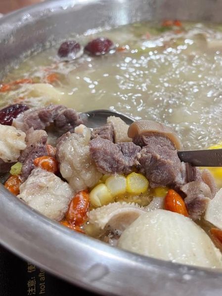 羊肉火锅最佳配料配方_羊肉火锅怎么搭配好吃-第2张图片-山城妙识 羊肉火锅最佳配料配方_羊肉火锅怎么搭配好吃-第2张图片-山城妙识